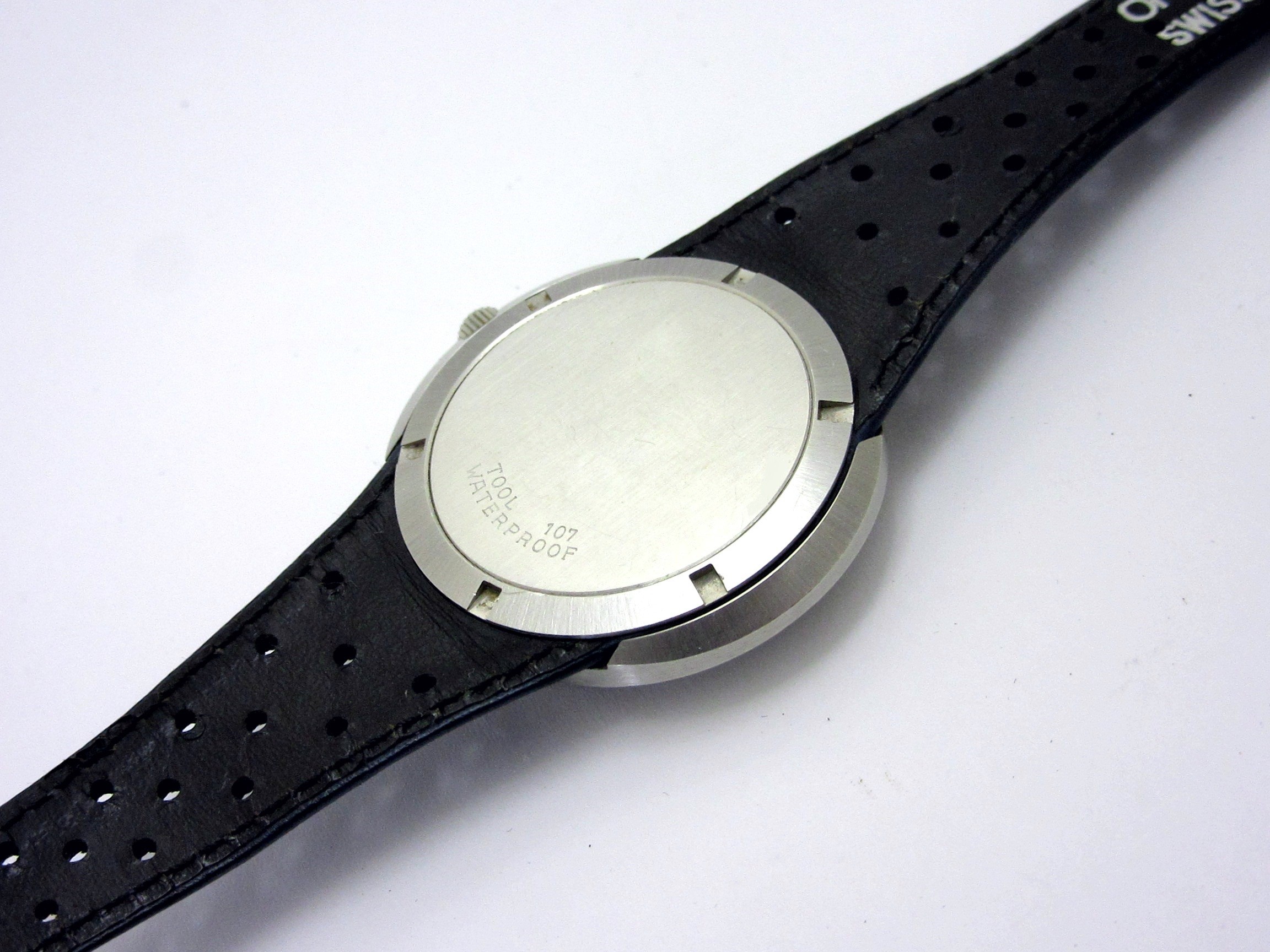オメガ OMEGA ”ジュネーブ ダイナミック 107” 自動巻機械式 オメガ OMEGA ”ジュネーブ ダイナミック 107” 自動巻機械式